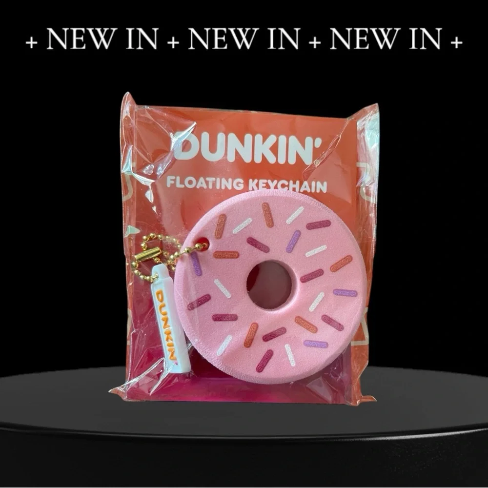 Dunkin’ | Other | 225 Dunkin Floating Pink Icing Donut Keychain New ...